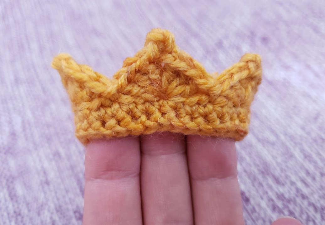 Teeny weeny miniature crocheted crowns - Completed Projects - the ...